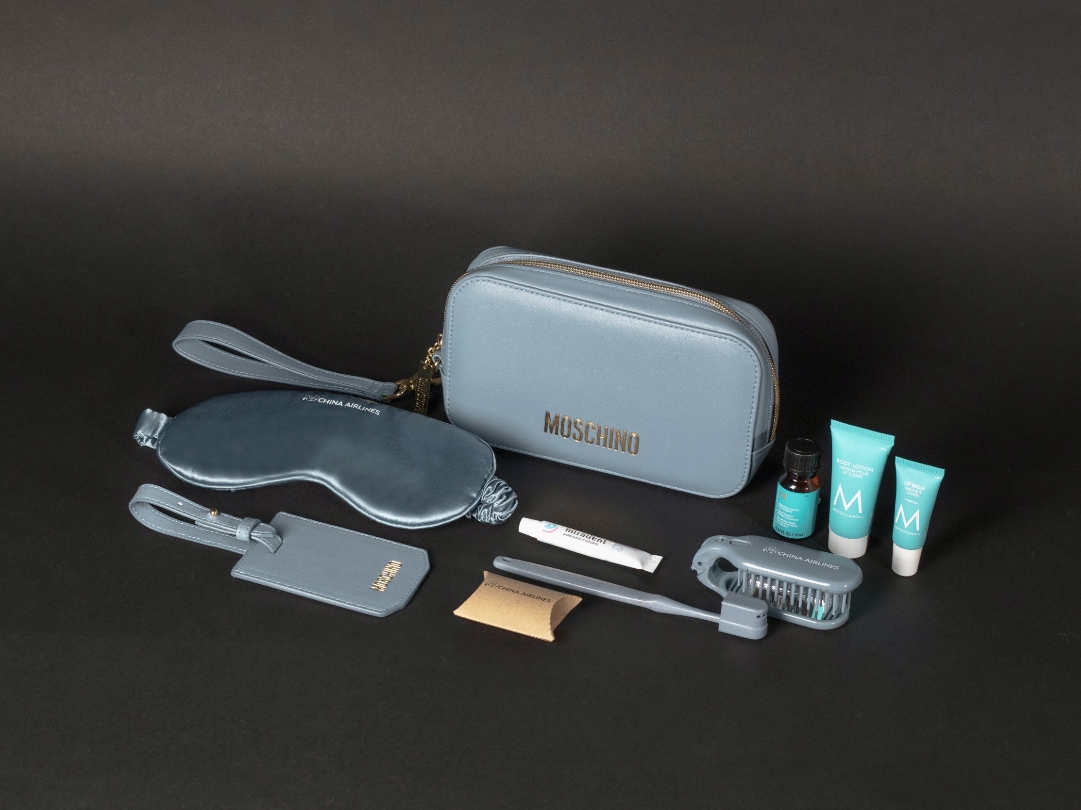 A Milestone in Airline Fashion Items Exclusive China Airlines x ...